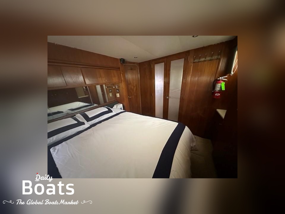 1999 Carver 456 Aft Cabin Motor Yacht for sale. View price, photos and ...