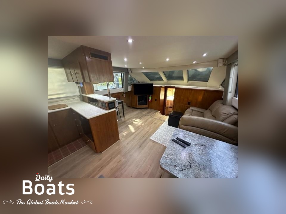 1999 Carver 456 Aft Cabin Motor Yacht for sale. View price, photos and ...