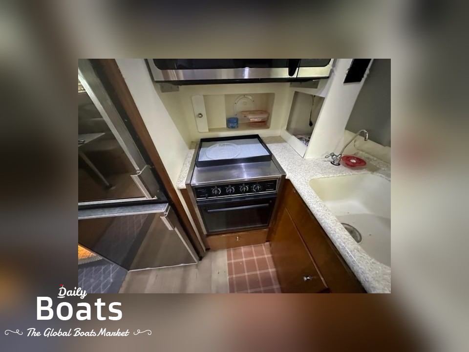 1999 Carver 456 Aft Cabin Motor Yacht for sale. View price, photos and ...