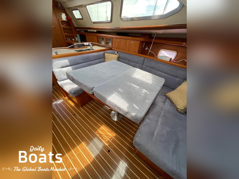 2007 Hunter 44 Deck Salon for sale. View price, photos and Buy 2007 ...