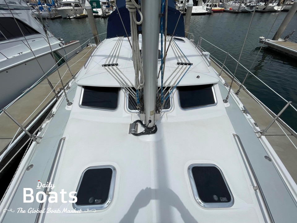 2007 Hunter 44 Deck Salon for sale. View price, photos and Buy 2007 ...