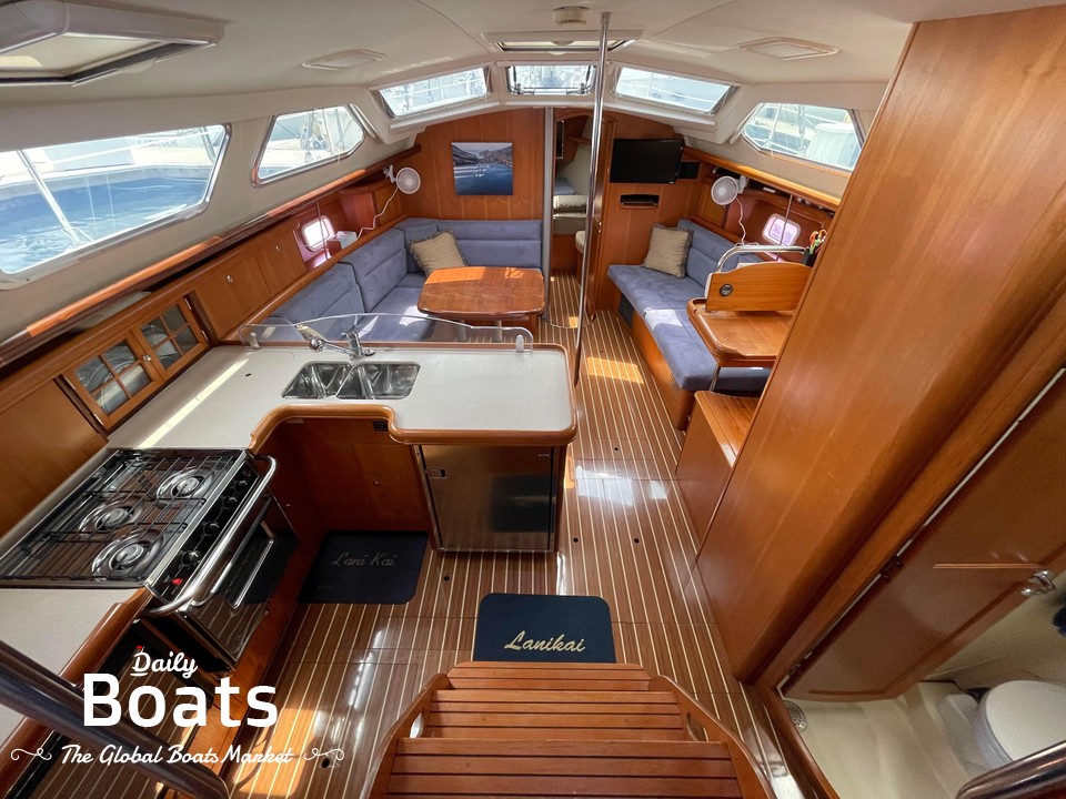 2007 Hunter 44 Deck Salon for sale. View price, photos and Buy 2007 ...