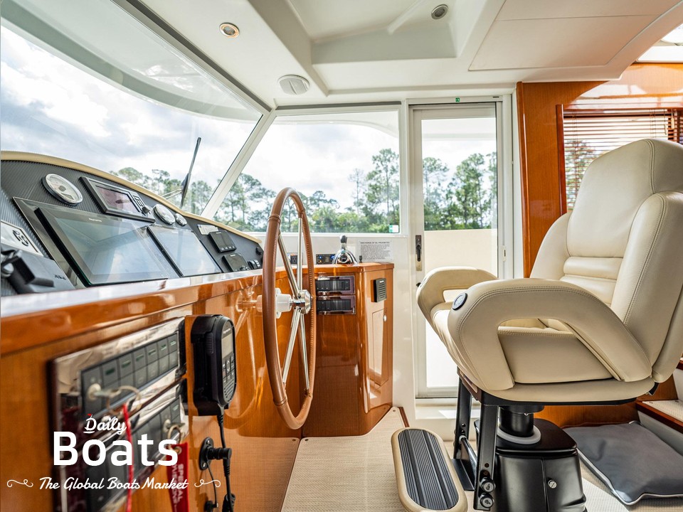 2013 Beneteau Swift Trawler 52 for sale. View price, photos and Buy ...