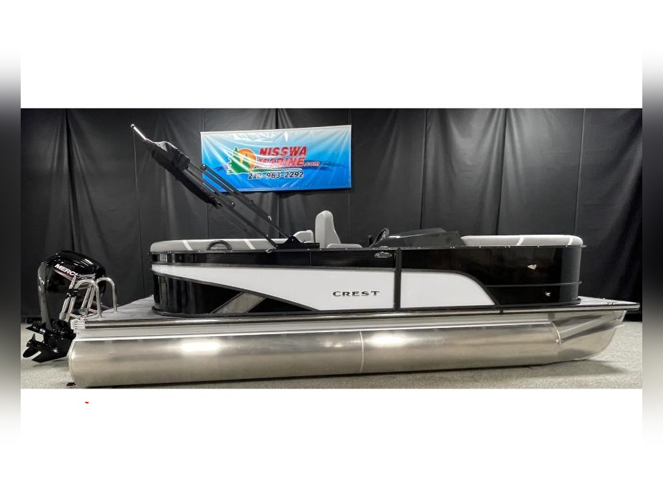 Crest for sale - Daily Boats