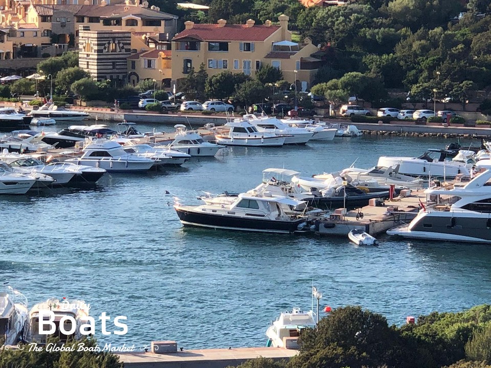 2007 Sabre Craft 38 Hard Top Express for sale. View price, photos and ...