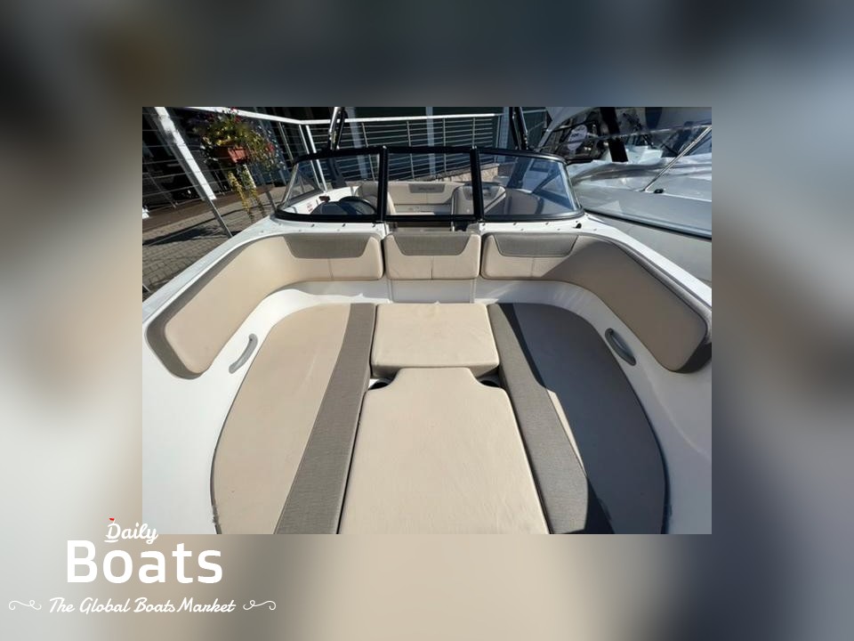 2018 Bayliner Vr5 Bowrider for sale. View price, photos and Buy 2018 ...