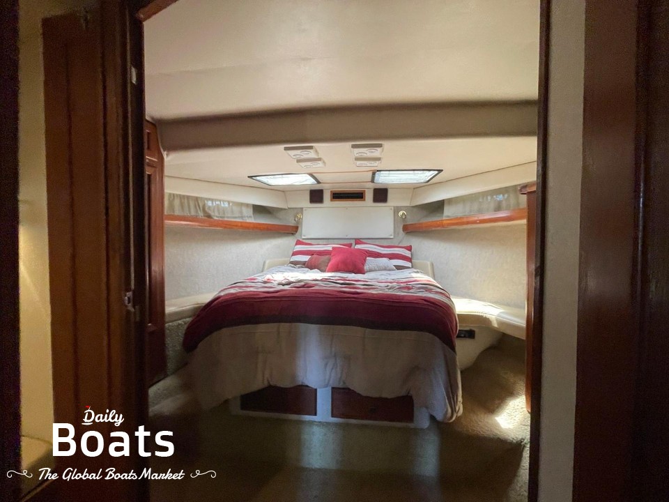 1986 Bayliner 45 Pilothouse Motoryacht 4550 for sale. View price ...