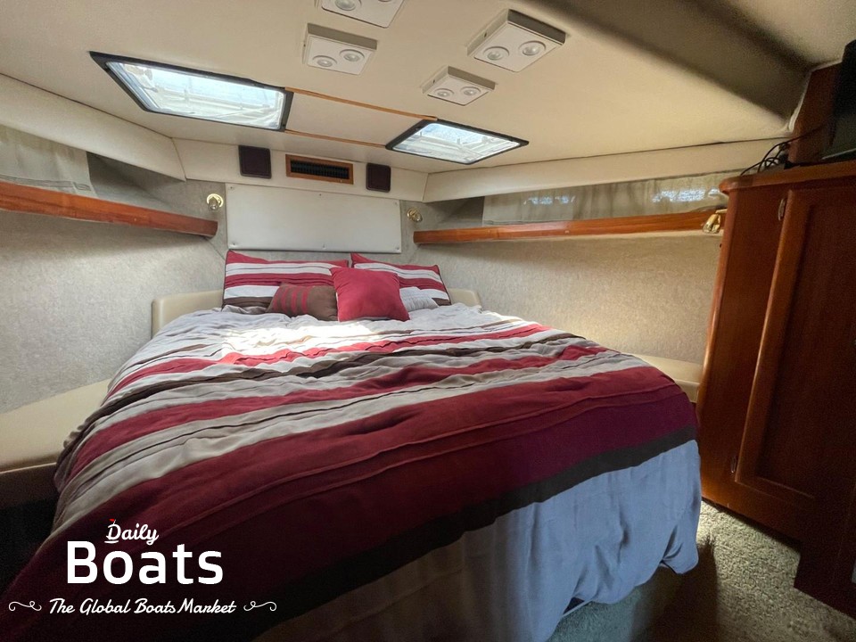 1986 Bayliner 45 Pilothouse Motoryacht 4550 for sale. View price ...