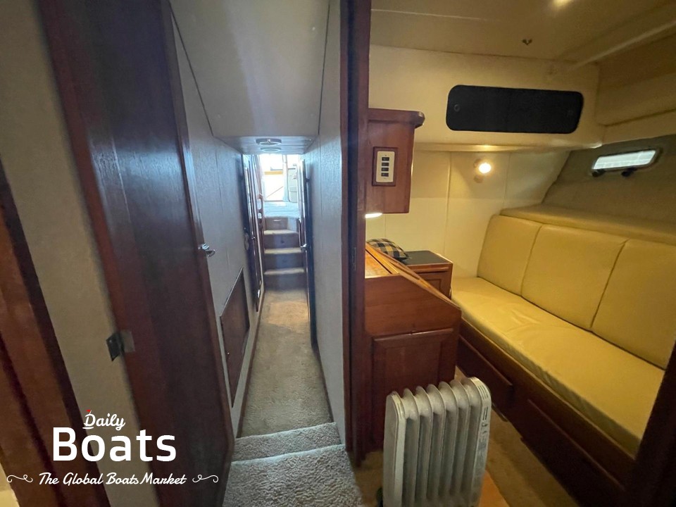 1986 Bayliner 45 Pilothouse Motoryacht 4550 for sale. View price ...