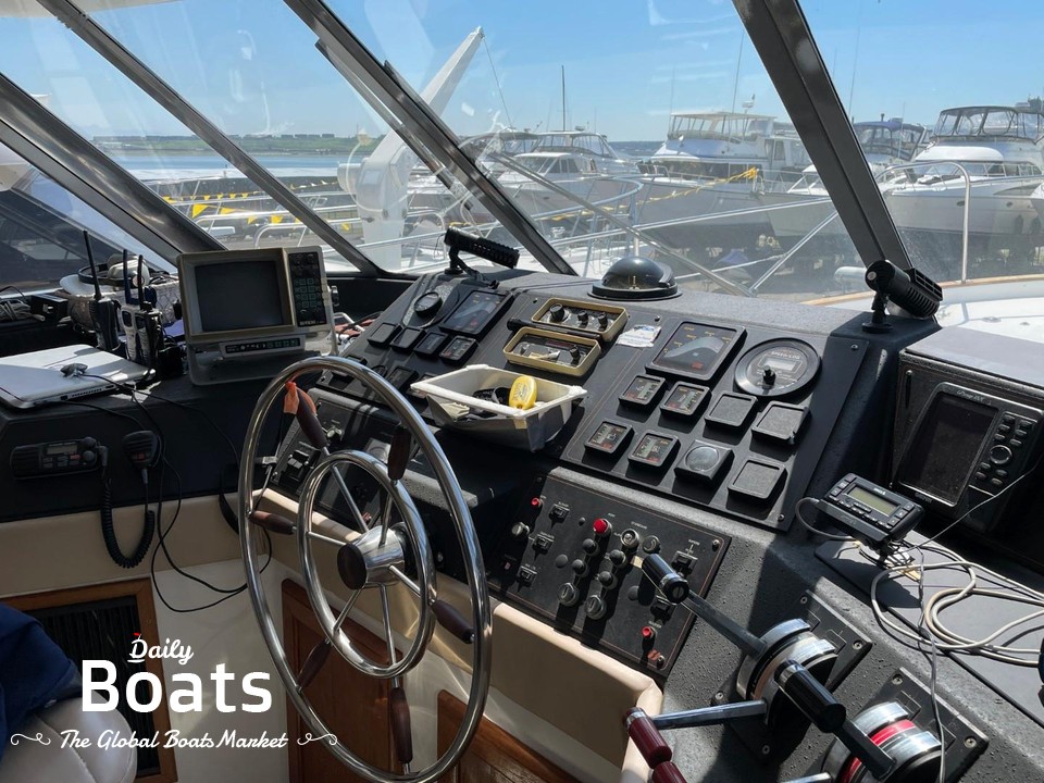 1986 Bayliner 45 Pilothouse Motoryacht 4550 for sale. View price ...