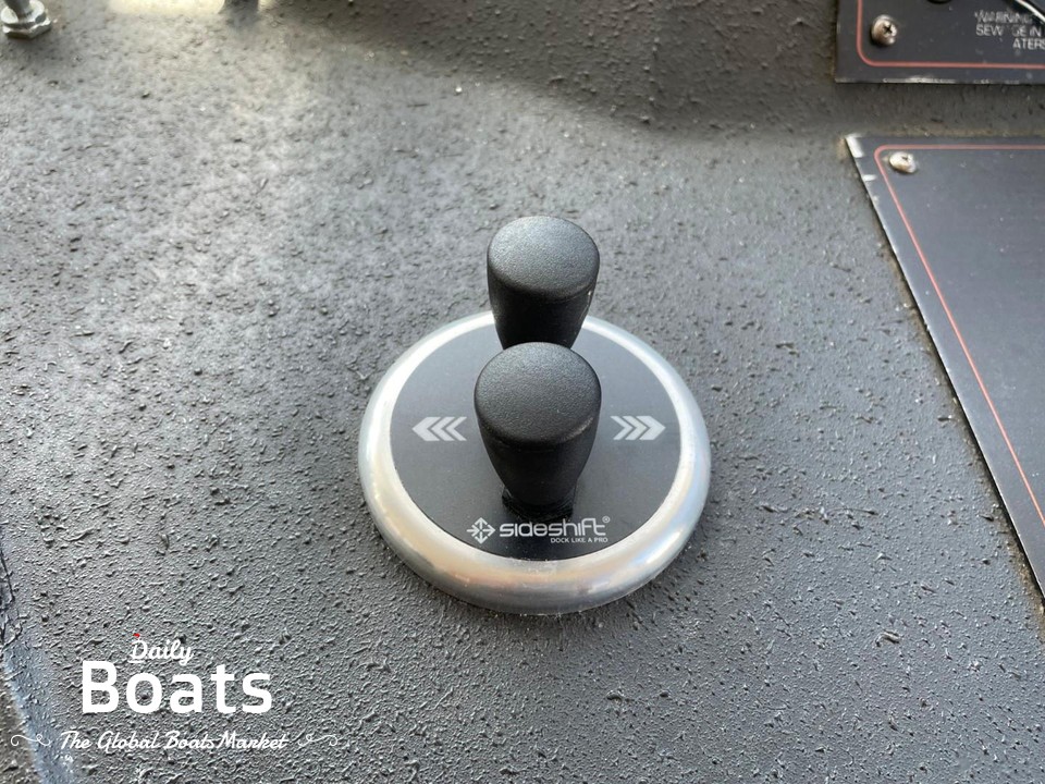 1986 Bayliner 45 Pilothouse Motoryacht 4550 for sale. View price ...