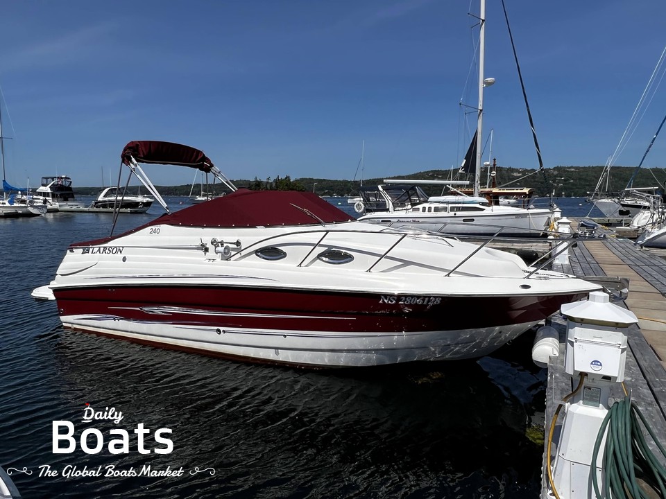 2010 Larson 240 for sale. View price, photos and Buy 2010 Larson 240 ...
