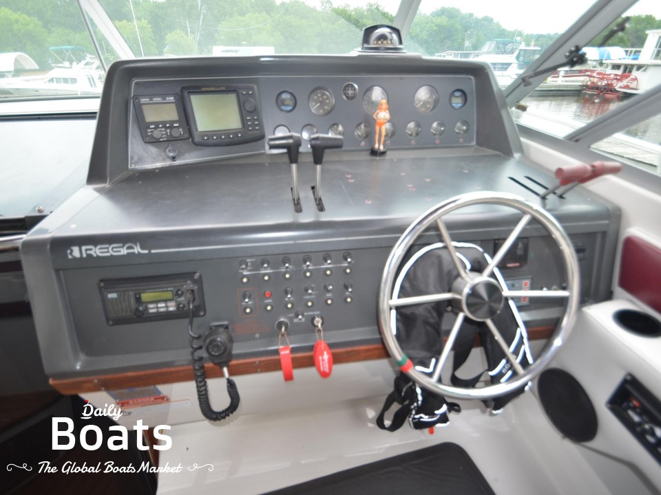 1990 Regal 360 Commodore for sale. View price, photos and Buy 1990 ...