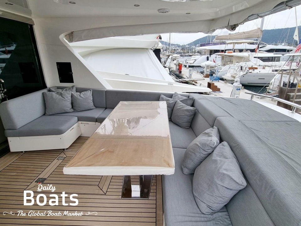 2017 Numarine 62 Fly for sale. View price, photos and Buy 2017 Numarine ...