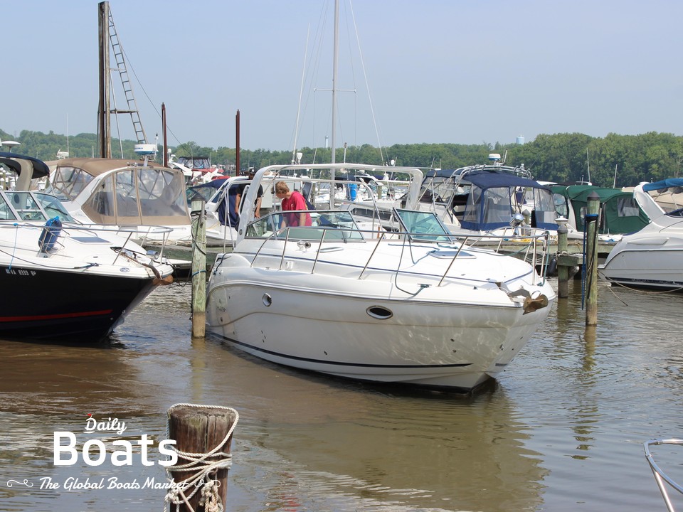 2006 Rinker 320 Express Cruiser for sale. View price, photos and Buy ...