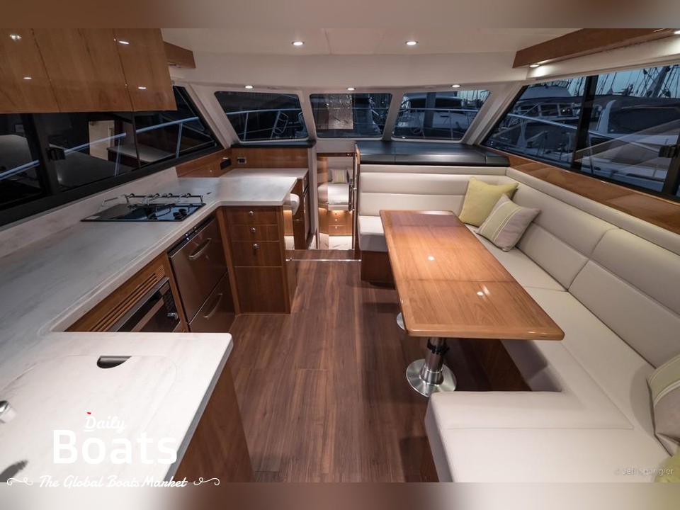 2017 Riviera 43 Flybridge for sale. View price, photos and Buy 2017 ...