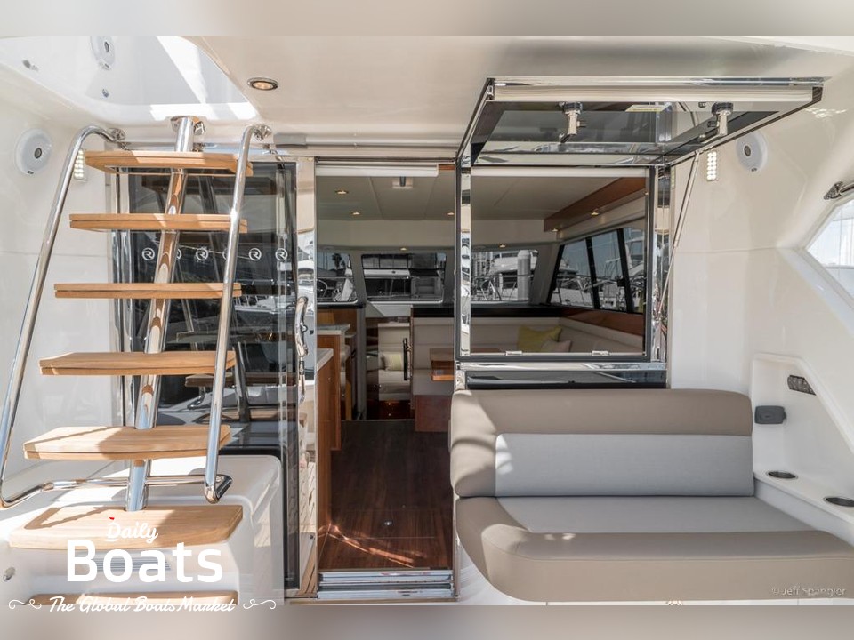 2017 Riviera 43 Flybridge for sale. View price, photos and Buy 2017 ...