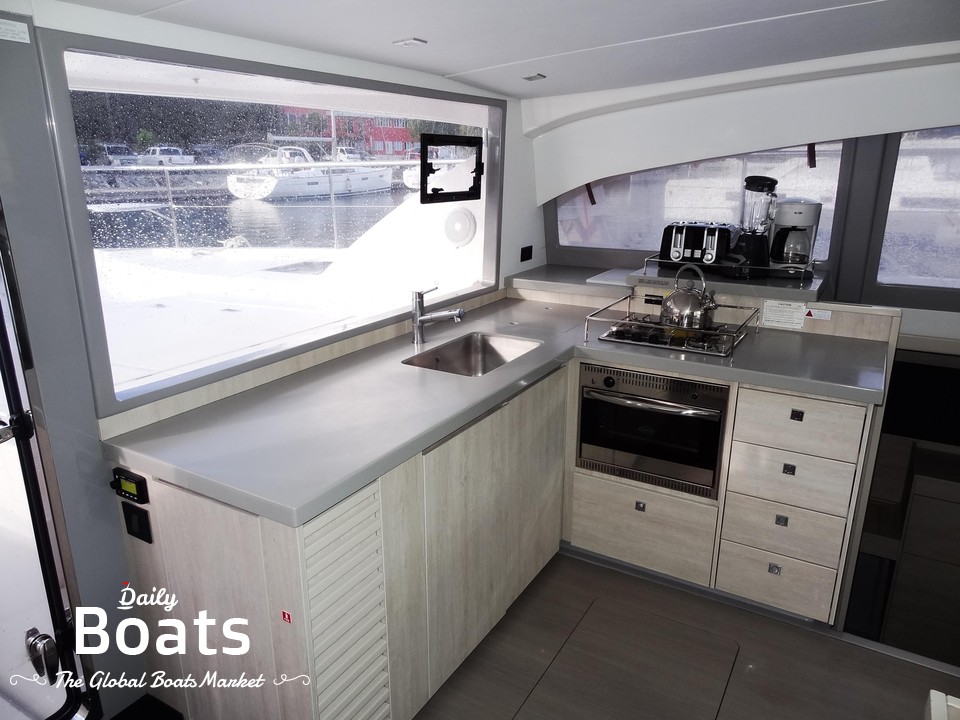 2018 Leopard 43 Powercat for sale. View price, photos and Buy 2018 ...