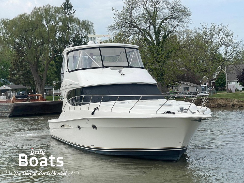 2004 Silverton 48 Convertible for sale. View price, photos and Buy 2004 ...