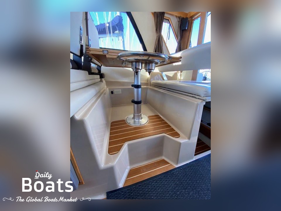 2014 Cutwater 30 Command Bridge for sale. View price, photos and Buy ...