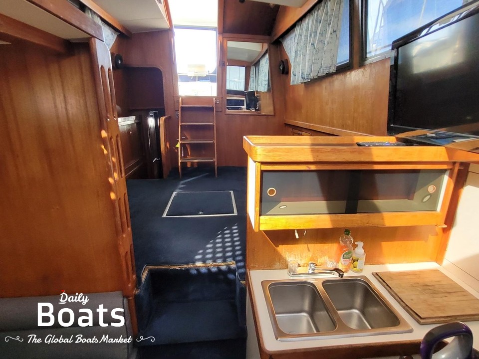 1981 Gulfstar 38 for sale. View price, photos and Buy 1981 Gulfstar 38 ...