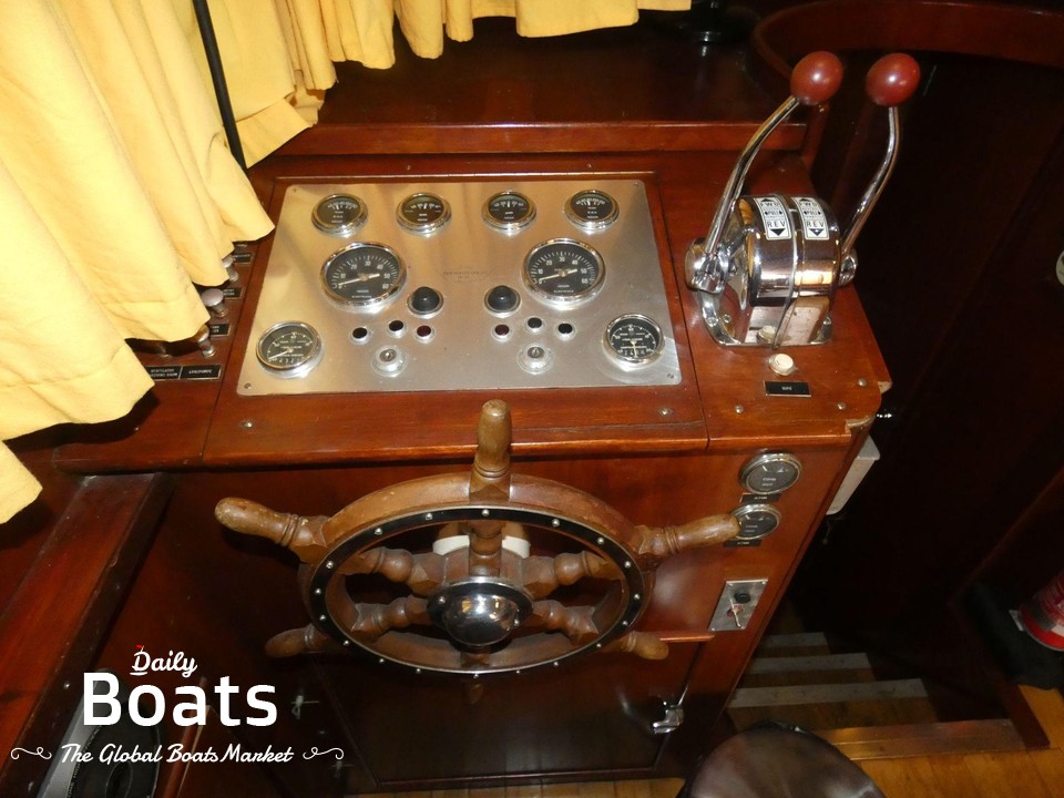 1969 Dutch Steel Motor Cruiser 36Ft for sale. View price, photos and ...