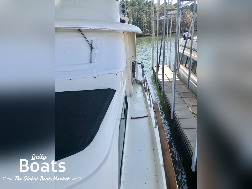 1985 Hatteras 53 Extended Deckhouse Motor Yacht for sale. View price ...