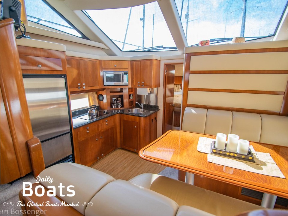 2006 Carver 43 Motor Yacht for sale. View price, photos and Buy 2006 ...