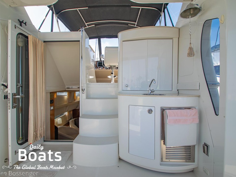 2006 Carver 43 Motor Yacht for sale. View price, photos and Buy 2006 ...