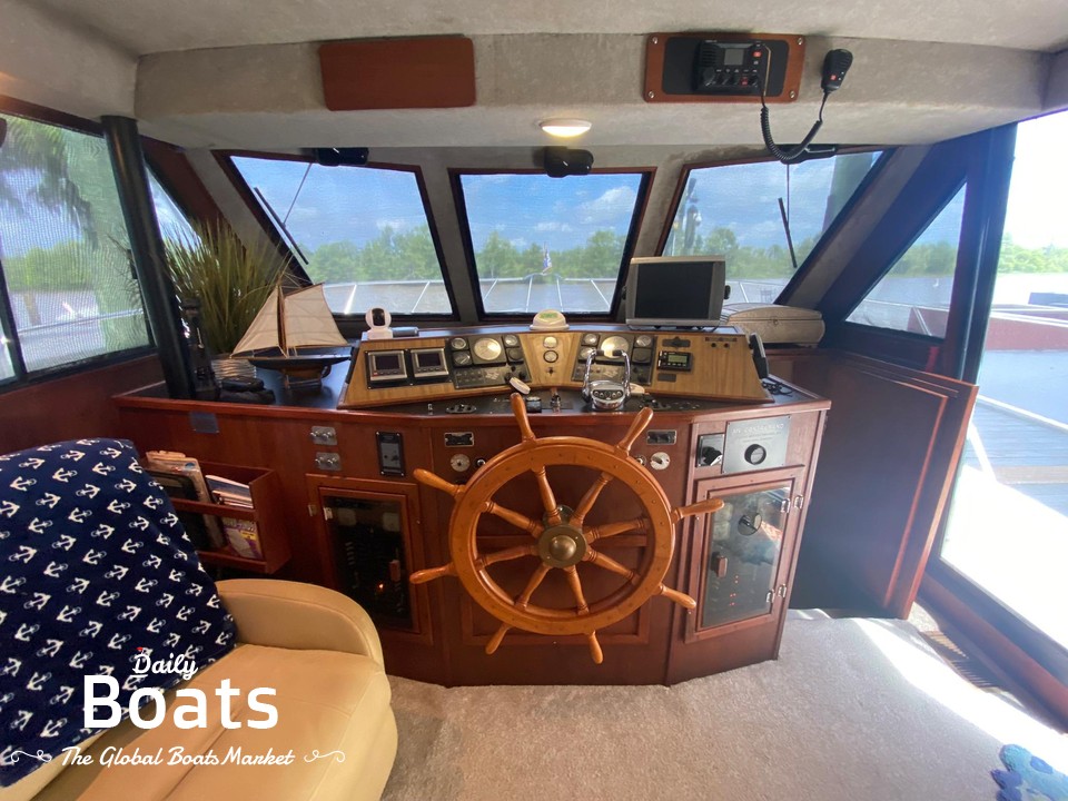 1990 Harbor Master Coastal Pilot House Motoryacht for sale. View price ...