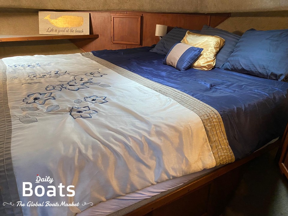 1990 Harbor Master Coastal Pilot House Motoryacht for sale. View price ...