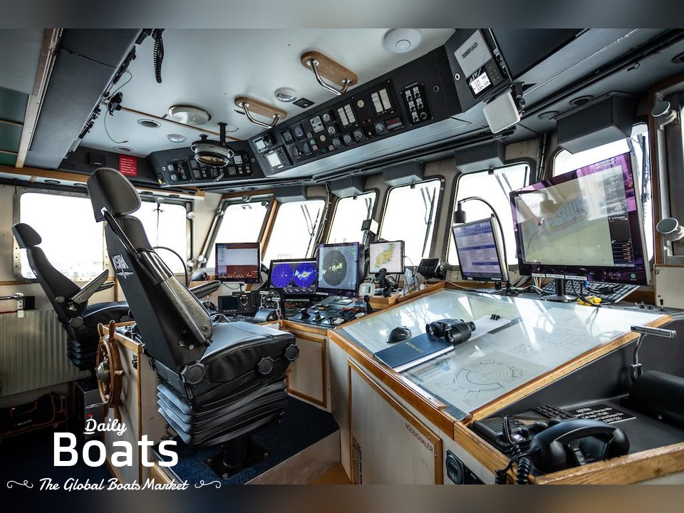 1995 Explorer 23.35 Meter à vendre. Voir le prix, les photos et Acheter ...