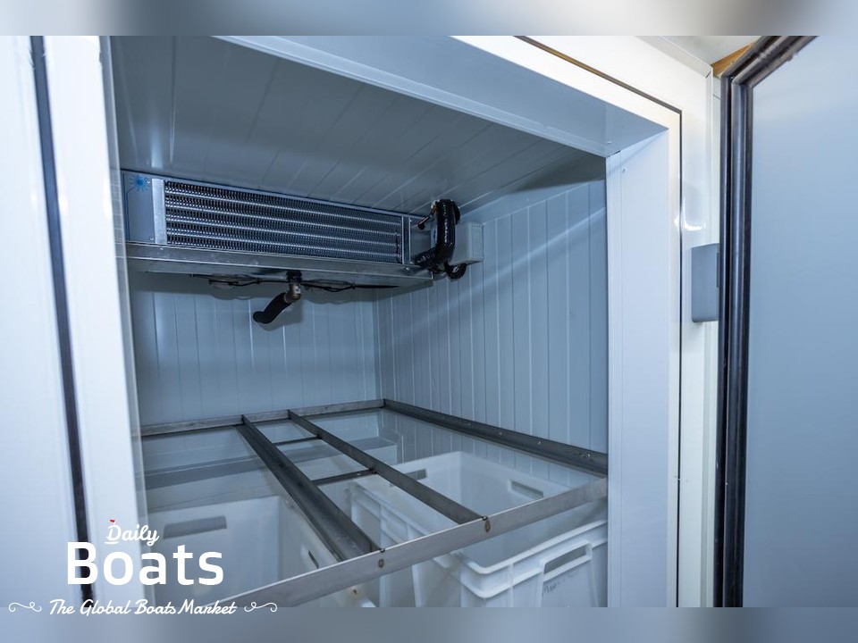 1995 Explorer 23.35 Meter for sale. View price, photos and Buy 1995 ...