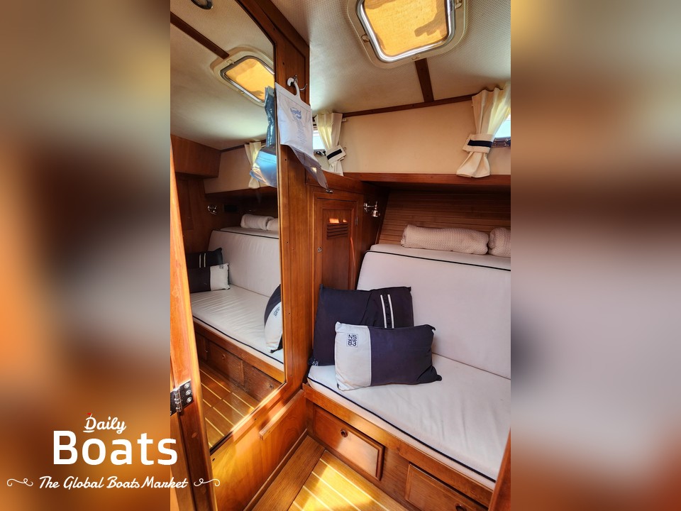 2001 Sabre 42 Extended Flybridge for sale. View price, photos and Buy ...