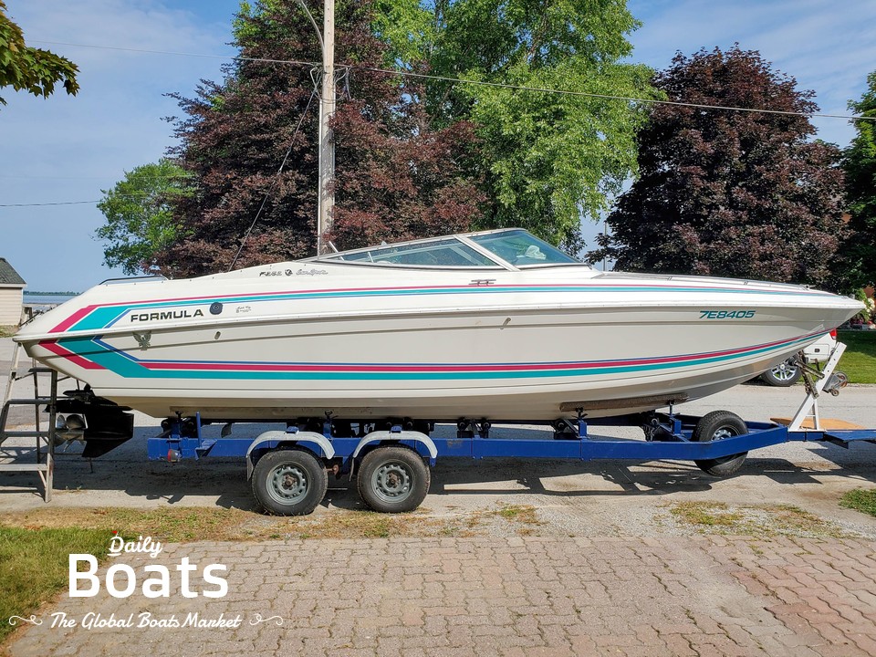 Formula 252 for sale - Daily Boats