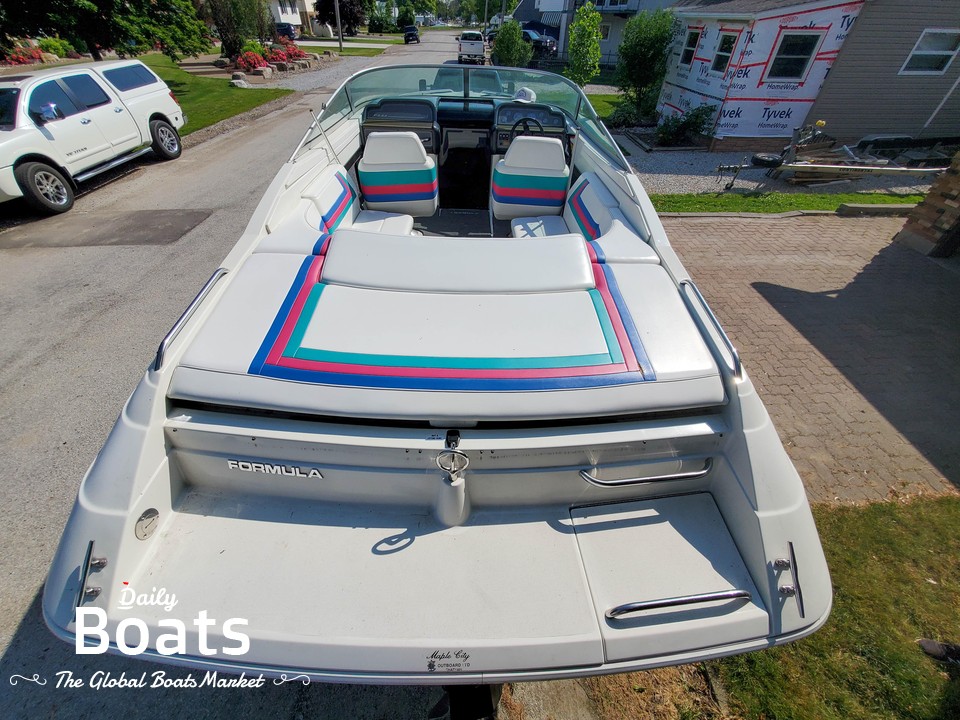 1993 Formula 252 Ss for sale. View price, photos and Buy 1993 Formula ...