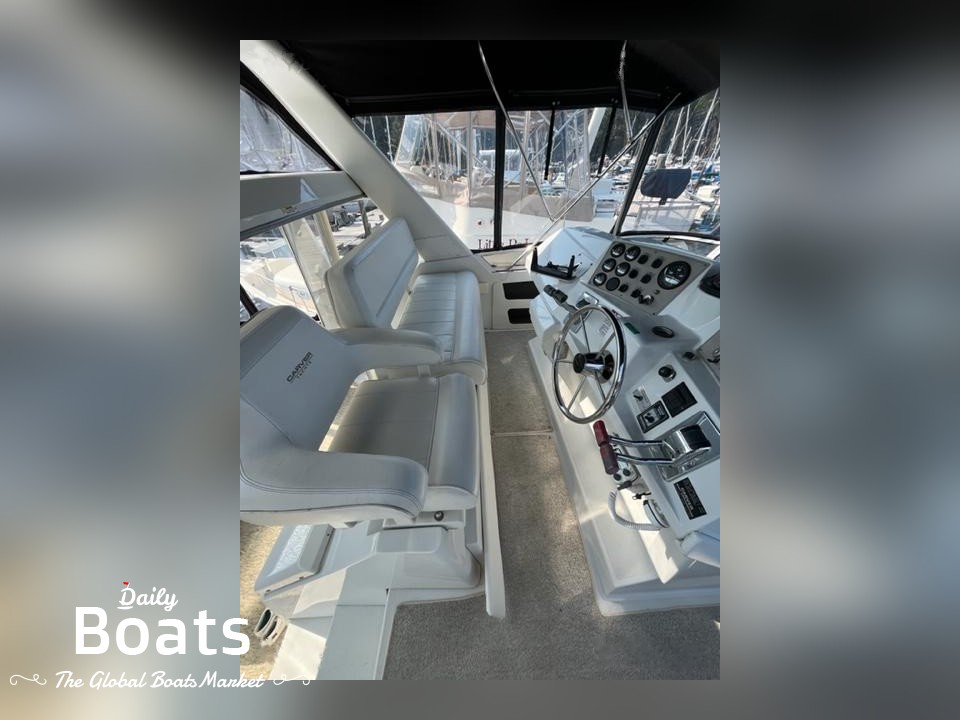 1999 Carver 404 Cockpit Motor Yacht for sale. View price, photos and ...