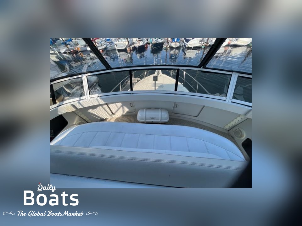 1999 Carver 404 Cockpit Motor Yacht for sale. View price, photos and ...