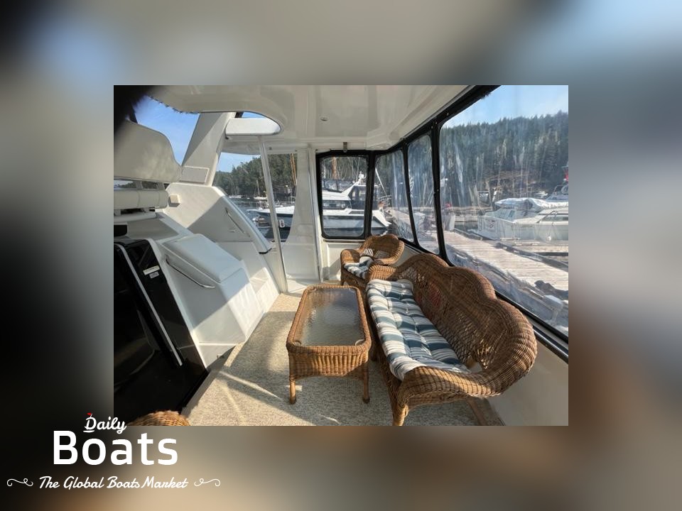 1999 Carver 404 Cockpit Motor Yacht for sale. View price, photos and ...