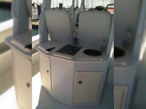 2008 Rock Salt Aluminum Alloy Center Console Patrol/Fishing/Work Boat ...