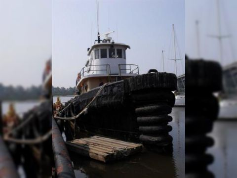 1909 98' Steel Model Bow Tug /Rebuilt In 1950 for sale. View price ...