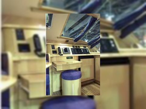 2005 Alliaura Marine Privilege 395 for sale. View price, photos and Buy ...