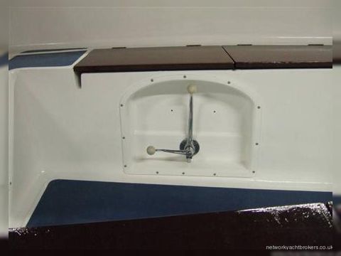 1976 Snapdragon 27 for sale. View price, photos and Buy 1976 Snapdragon ...