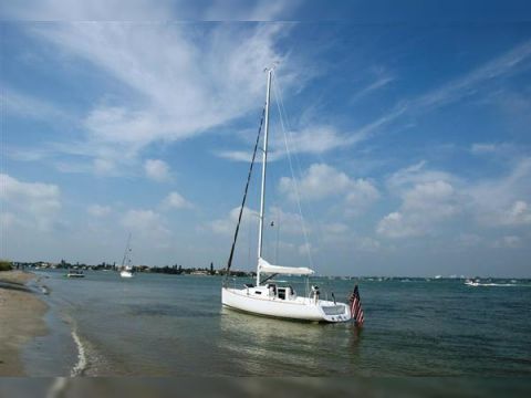 2010 J Boats J95 for sale. View price, photos and Buy 2010 J Boats J95 ...