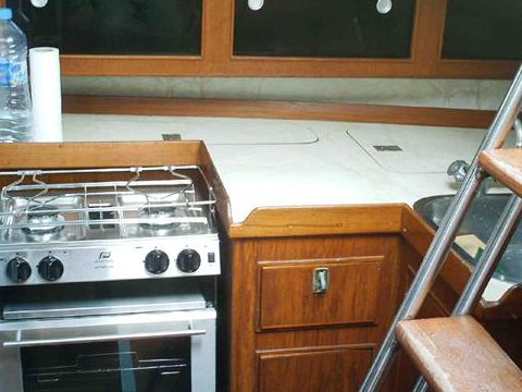 1981 Condor 37 for sale. View price, photos and Buy 1981 Condor 37 #56413