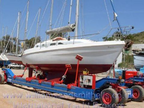 1992 Hunter Channel 32 for sale. View price, photos and Buy 1992 Hunter ...