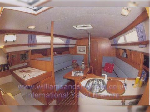 1992 Hunter Channel 32 for sale. View price, photos and Buy 1992 Hunter ...