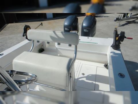 2004 Contender 23T for sale. View price, photos and Buy 2004 Contender ...