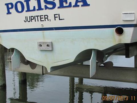 1983 Hatteras 32 Flybridge for sale. View price, photos and Buy 1983 ...