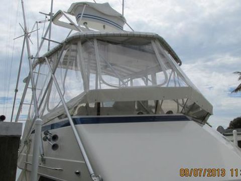 1983 Hatteras 32 Flybridge for sale. View price, photos and Buy 1983 ...